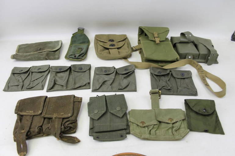 13 Ww2 Ammo Pouches