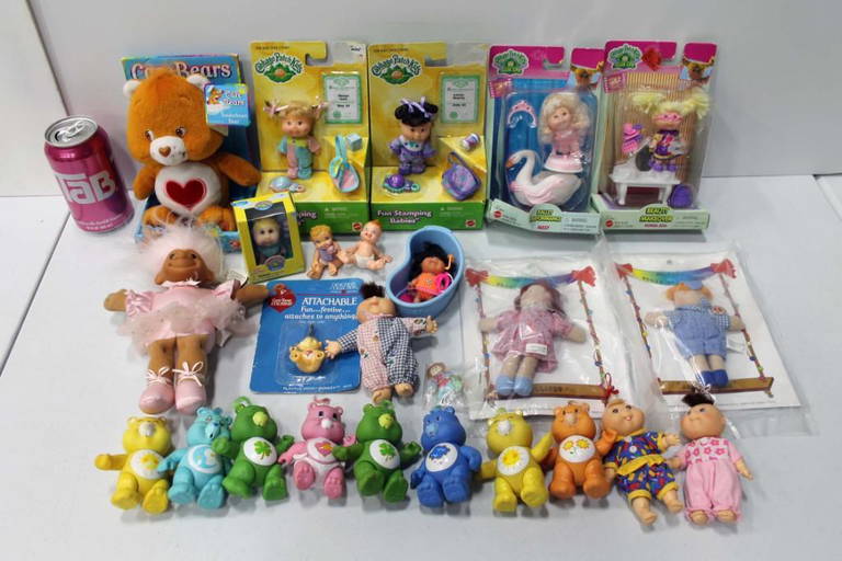 Large Lot Of Cabbage Patch Kids Mini Dolls , Care Bears