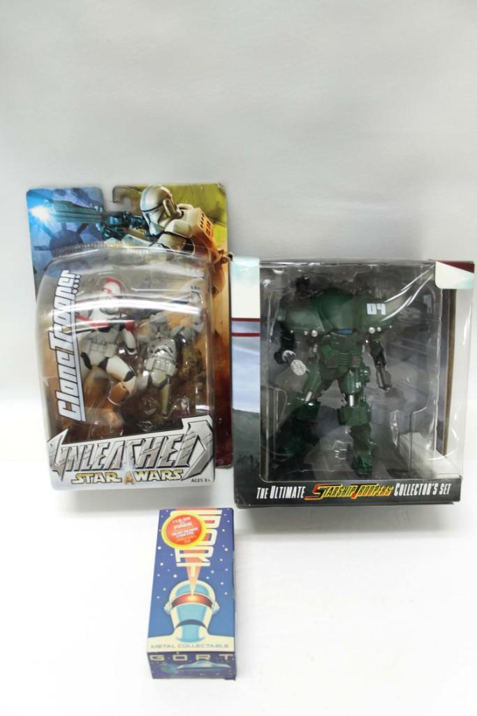 Toy Lot Incl Star Wars Unleashed Clone Trooper , Gort
