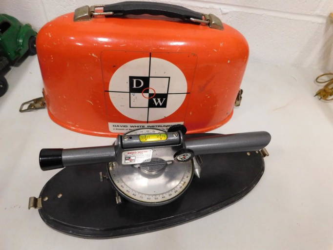 David White Instruments Model No 8090 Meridian