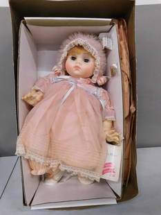 32" Madame Alexander Mary Ellen Doll