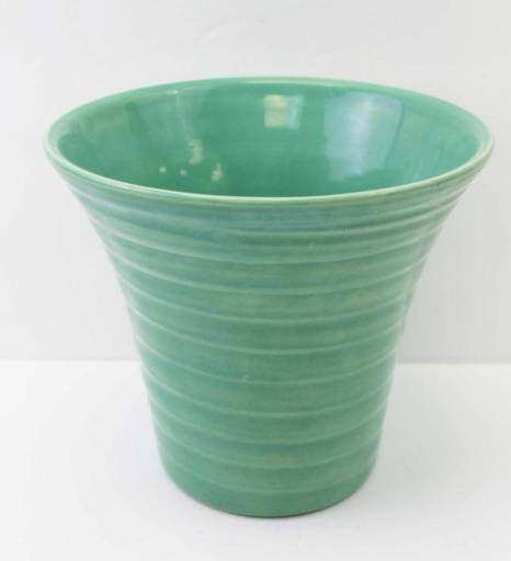 Bauer Pottery Garden Ware Pot - Dec 11, 2021 | Denotter Auctions, LLC in IL