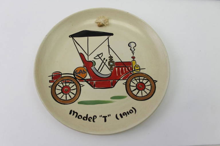 Bauer Plate-- painted and signed (#2198) on Feb 05, 2022 | Denotter ...