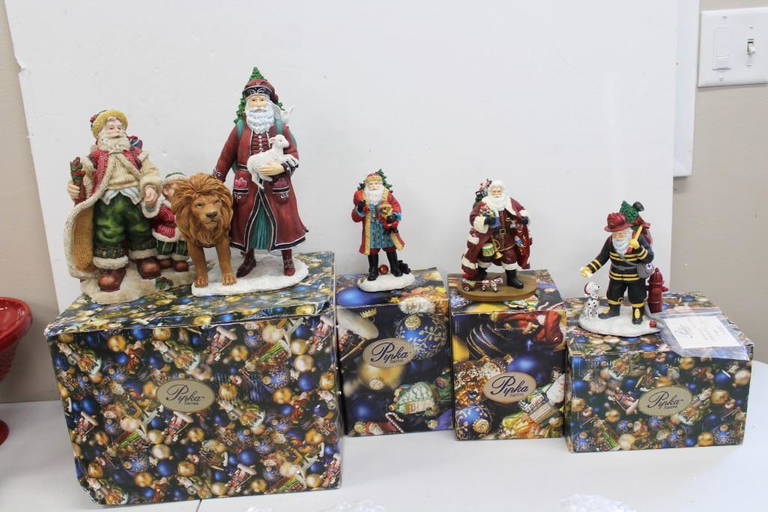 Lot Of Pipka Santa Figurines Incl Peace To All, Reflections Of ...