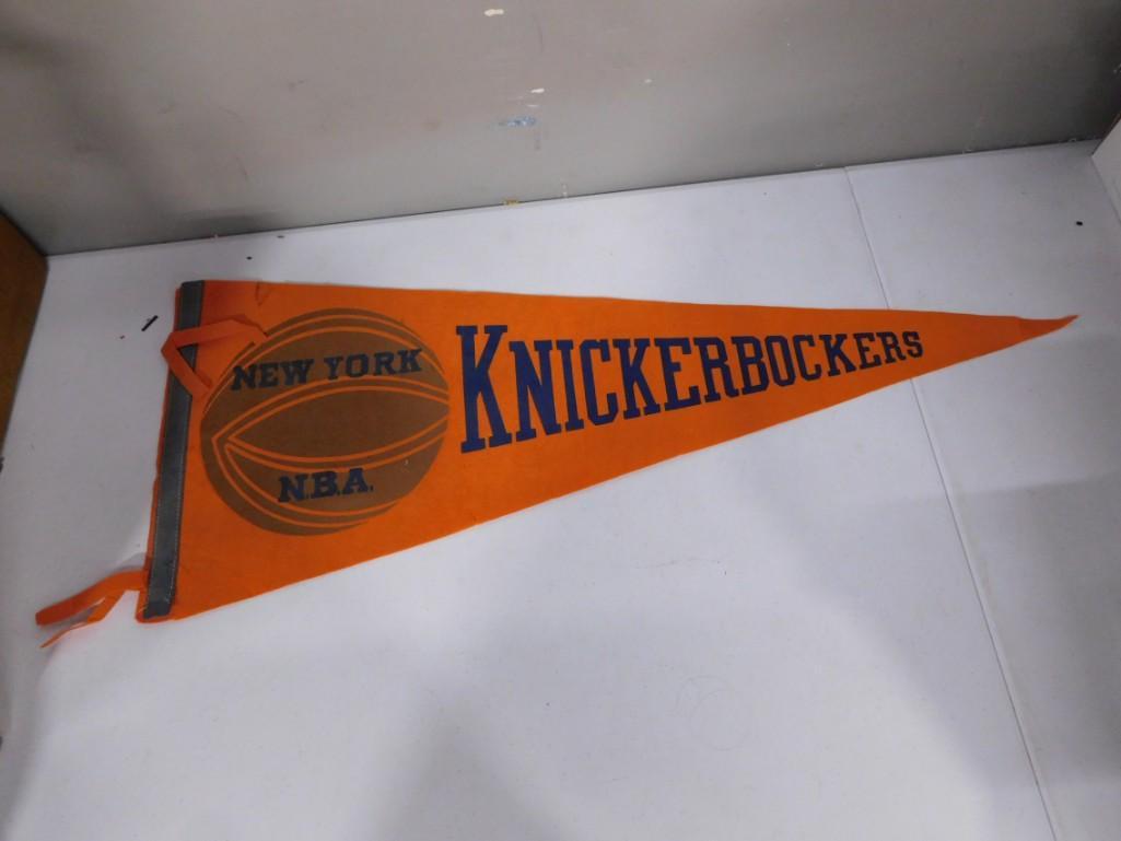 Vintage New York Knickerbockers Nba Basketball Pennant