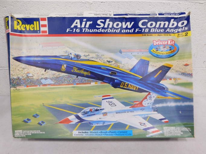 Revell Air Show Combo F 16 Thunderbird And F 18 Blue Angels Deluxe Kit