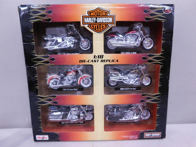 Harley Davidson 1:18 Scale Model Motorcycles Die Cast Replicas Gift Set