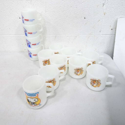 Vintage Cups Incl Fire King Esso Exxon Tiger, Snoopy, Neico Home Center