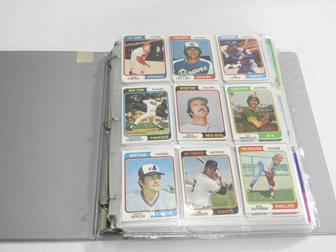Vintage Sports Cards Incl 1960s, 1970s Baseball Cards