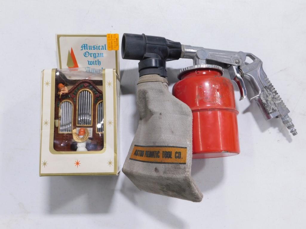 Vintage Musical Organ With Angel Music Box Ani Astropheumatic Tool Co ...