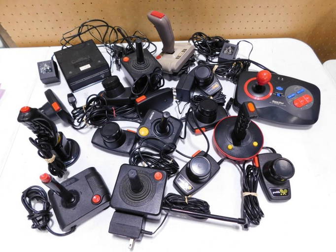 Video Game Accessories Incl Atari 2600 Remote Control Joystick, Paddle ...