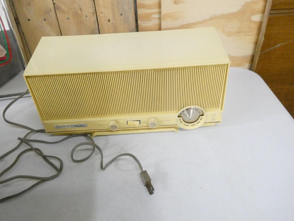 Vintage Sears Silvertone Am Fm Tube Radio Auction