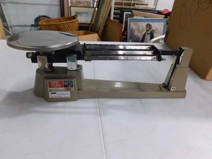 Ohaus Double Beam Balance Scale