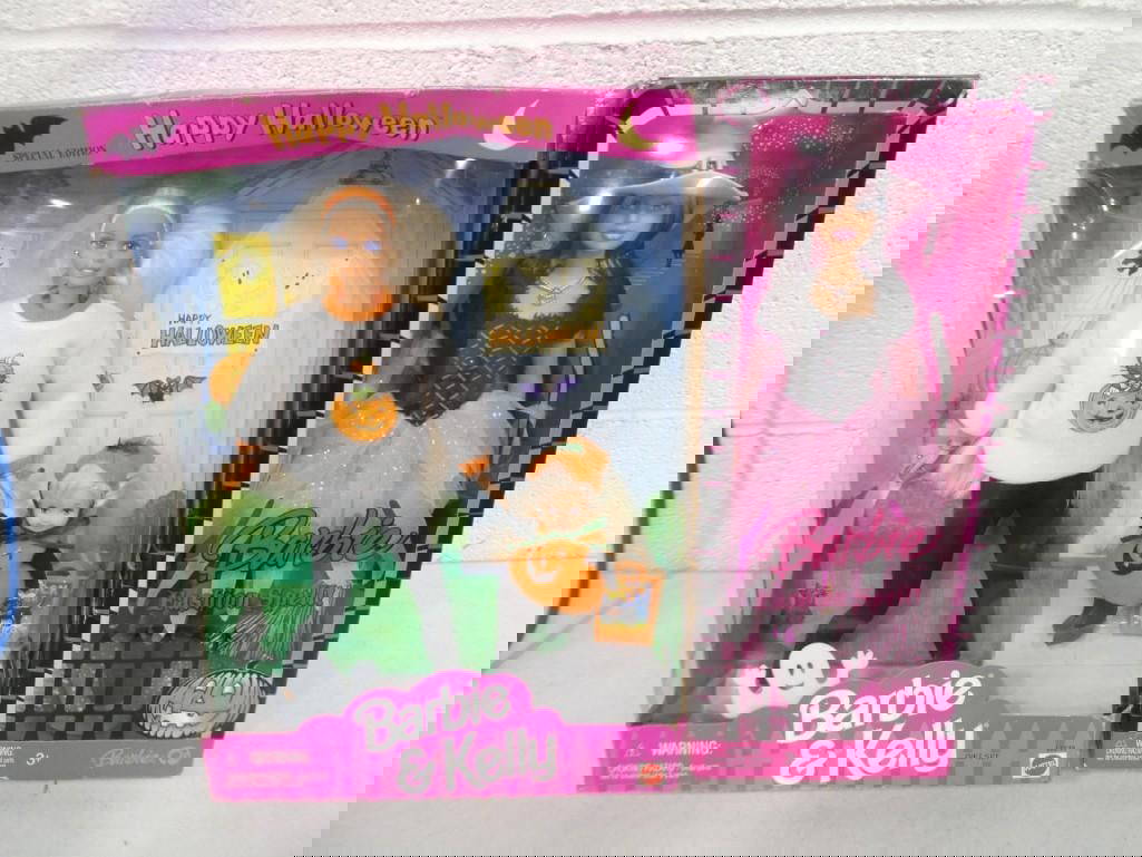 2008 Barbie Fashion Spell Witch & 1996 Happy Halloween Barbie & Kelly ...