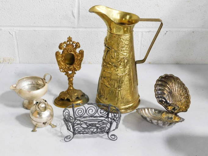 Metal Lot Incl Shell Trinket Box, Bird Coin Bank, Brass, Etc
