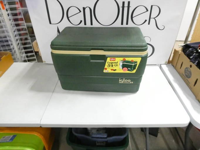 Igloo Legend 54 Quart Cooler