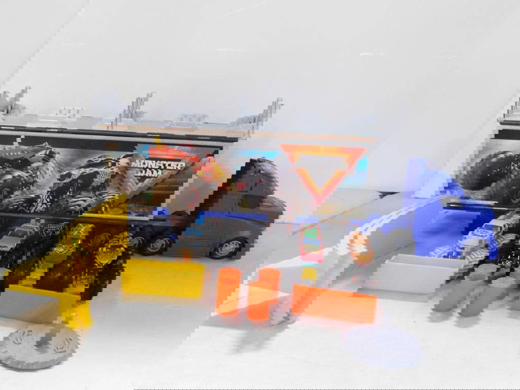 Monster Jam Toy Semi Truck And Trailer With Monster Trucks, Obstacles ...