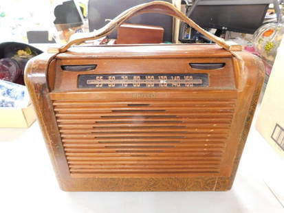 Vintage Philco Radio Tabletop Model