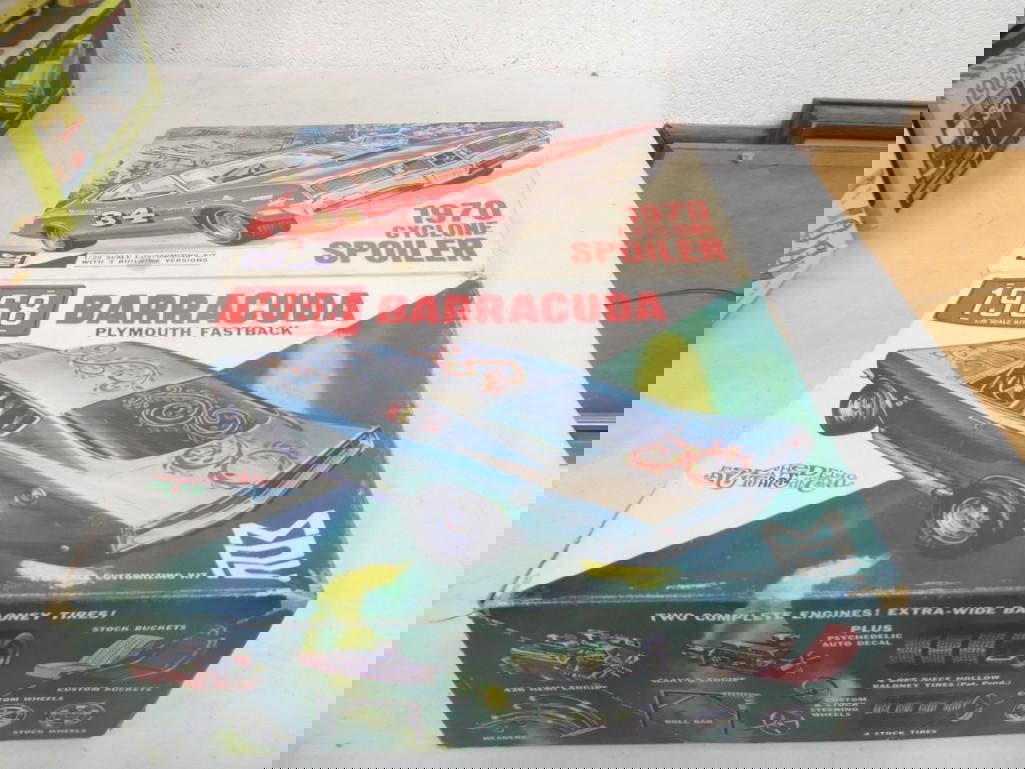 2 Mpc Model Car Kits Incl 1970 Cyclone Spoiler And 1968 Barracuda ...