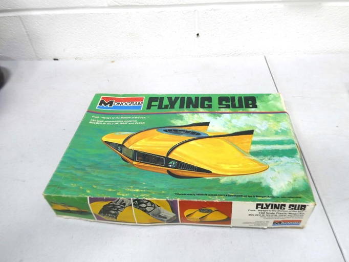 Monogram Flying Sub 1/60 Scale Model Kit From Voyage To The Bottom Of ...