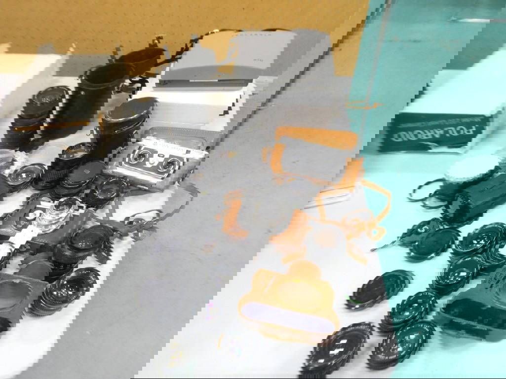 Cameras And Lenses Lot Incl Graflex Stereo Graphic Camera, Argus Camera ...