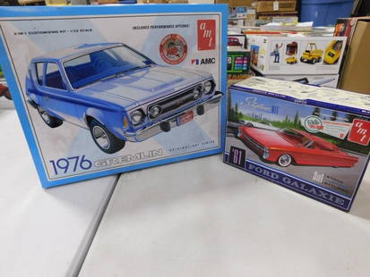 2 Amt Model Car Kits Incl Farrah's Foxy Vette And Ford Galaxie Club ...