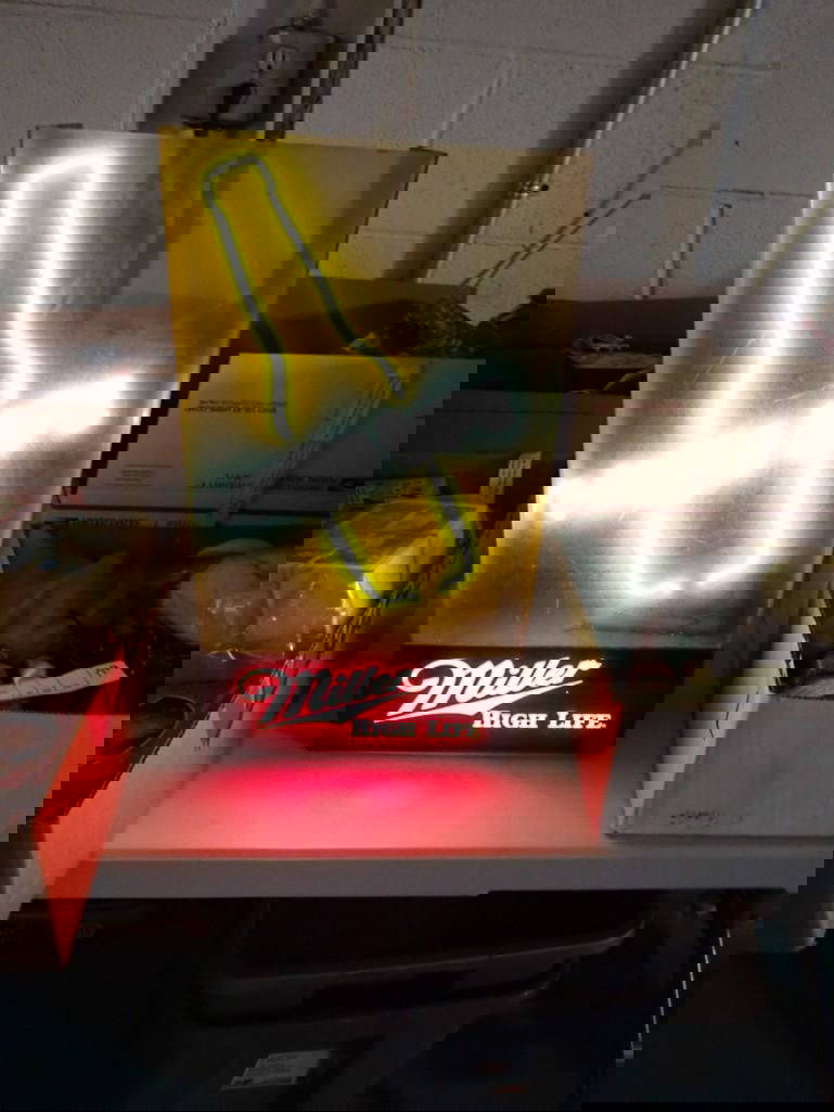 Miller High Life Neon Sign - It Works Auction