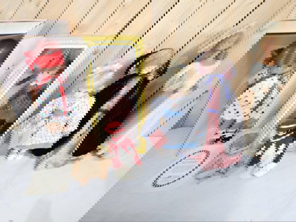 Doll Lot Incl Effanbee, Patsy Ann Porcelain Doll, Paradise Galleries ...