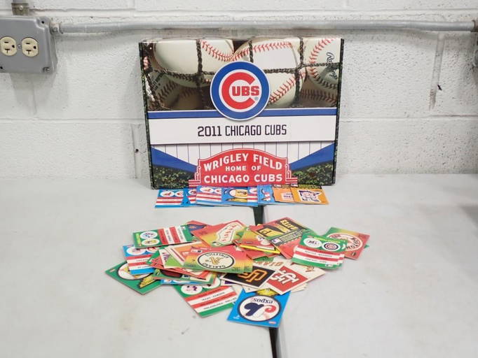 Large Chicago Cubs Box Full Of Assorted Fleer Mlb Baseball Card Stickers