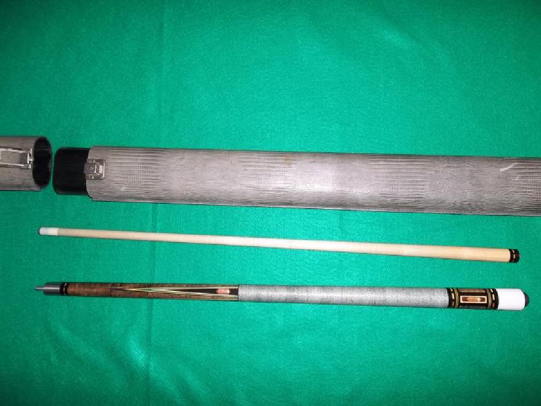 Palmer Custom Cue, 2 piece, 58", wood inlay,