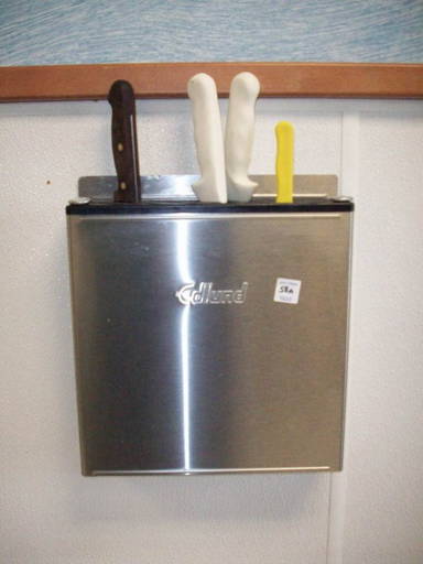Edlund Knife Rack, Wall Mounted