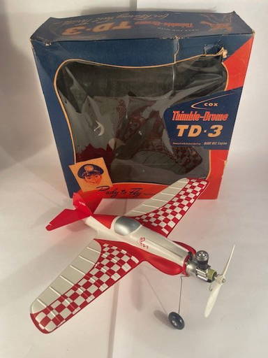 Vintage Cox Red White Thimble Drome Td 3 Airplane .049 Engine #602 995 ...