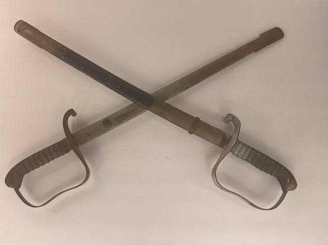 Pair Of Austrian Sabre Swords With Scabbards Weyersberg & Stamm Auction