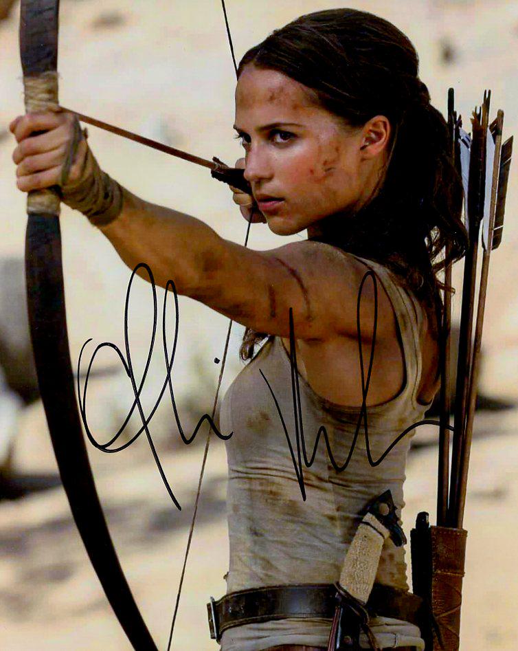 Alicia Vikander Tomb Raider In Person Signed Photo 0186 On Dec 18