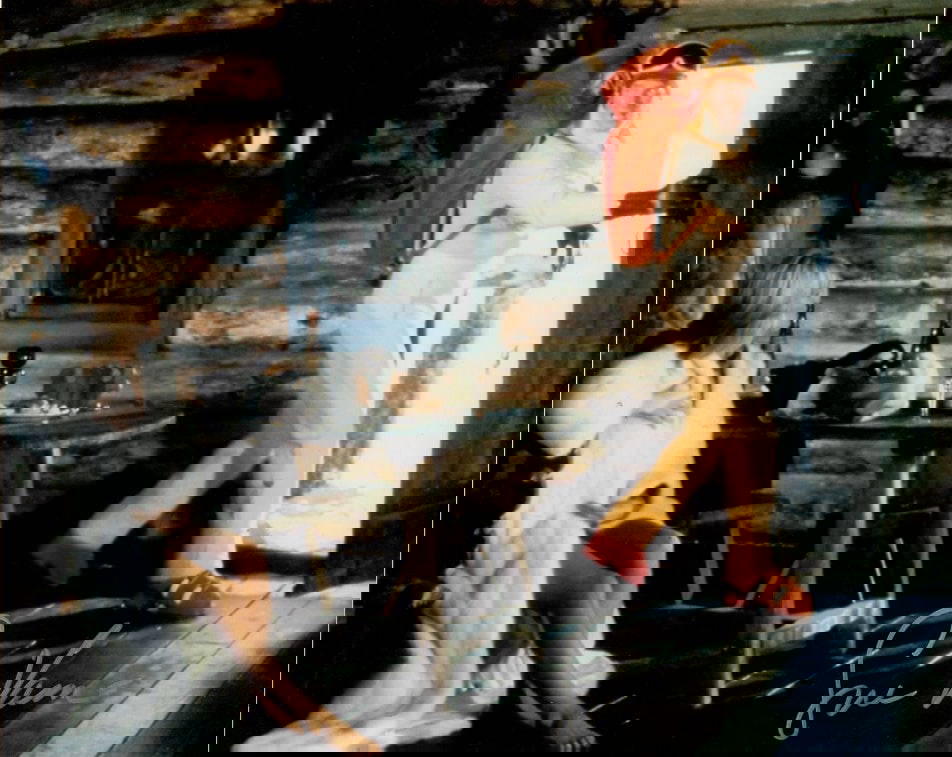 Sue Vanner James Bond Spy Who Loved Me In Person Signed Photo Auction