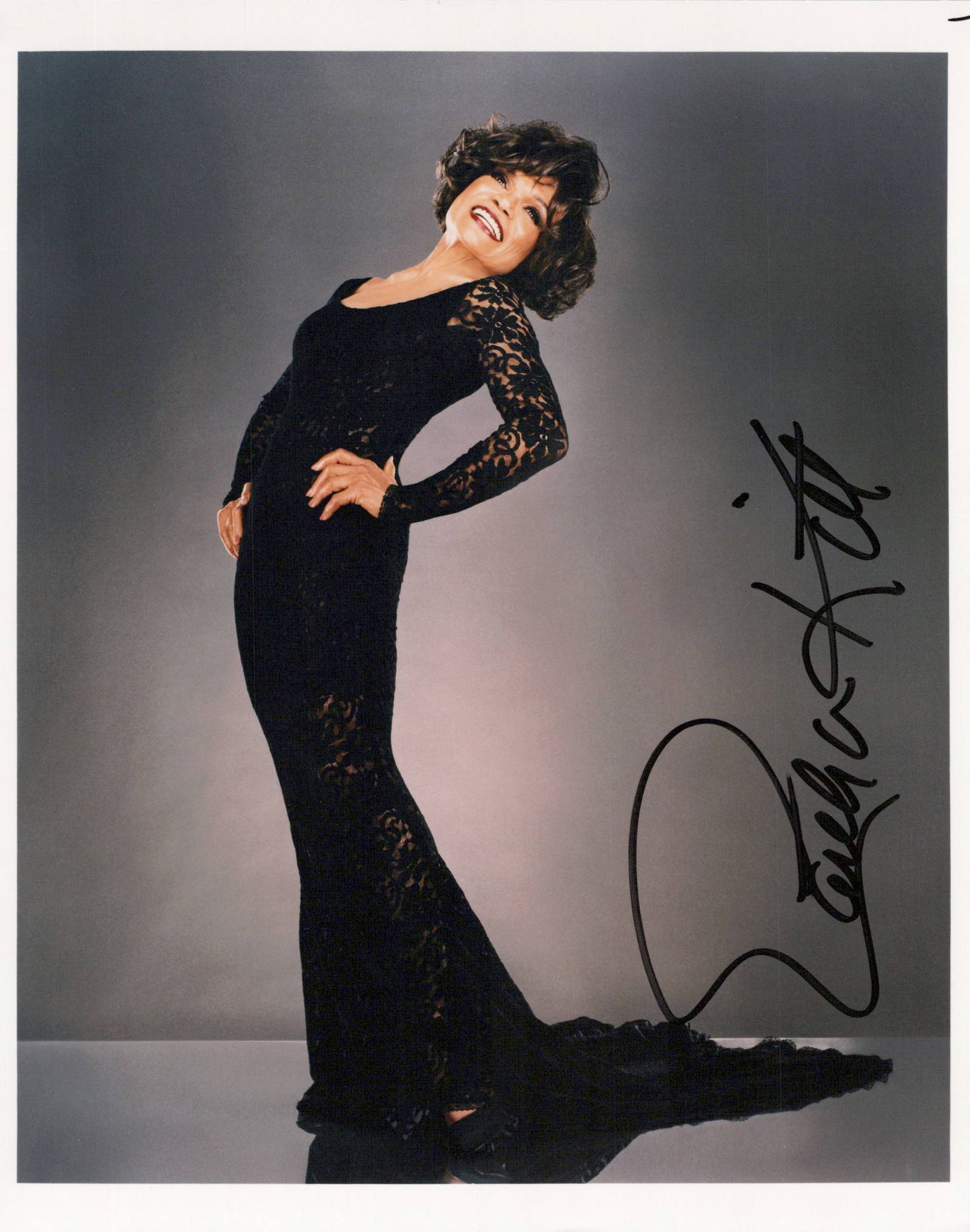 Eartha Kitt (1927-2008) Singer / Batman In Person Signed Photo Auction