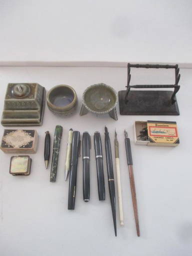 Inkwells, Pens & Other Desk Accessories