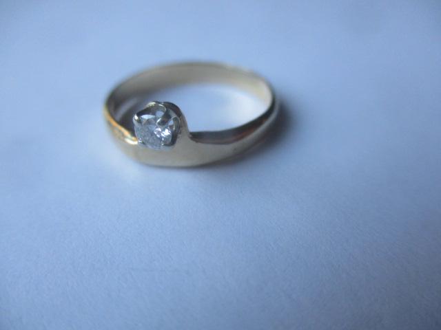 14k & Diamond Ring .5 Point Diamond