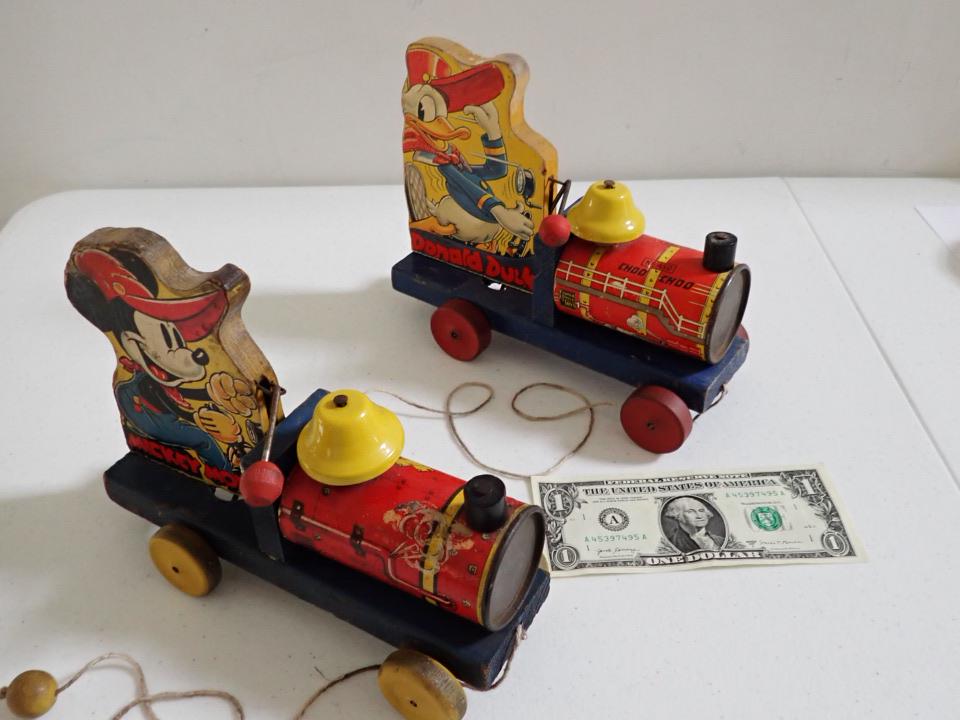 Donald Duck And Mickey Mouse Choo Choo Pull Toys Auction