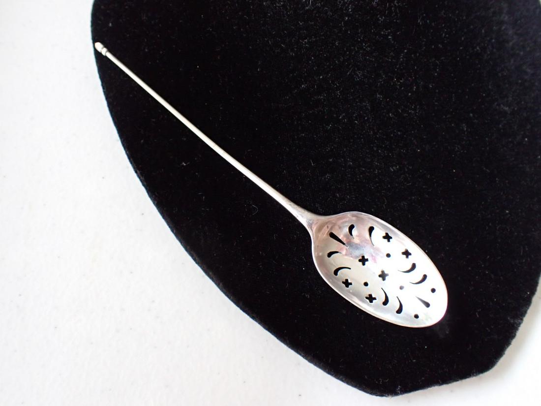 Rare English Sterling Mote Skimming Spoon Auction