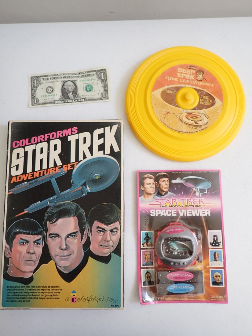 1960s/70s Star Trek Space Viewer, Flying Disc & Colorforms Auction