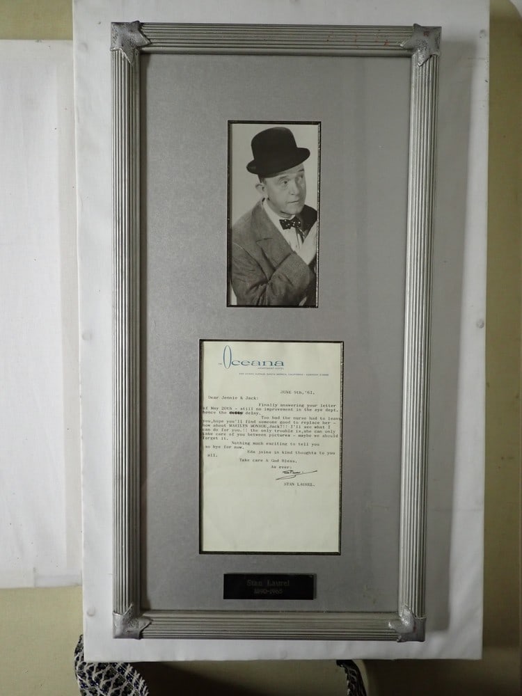 Stan Laurel Letter & Photo Display Signed 1961 Auction