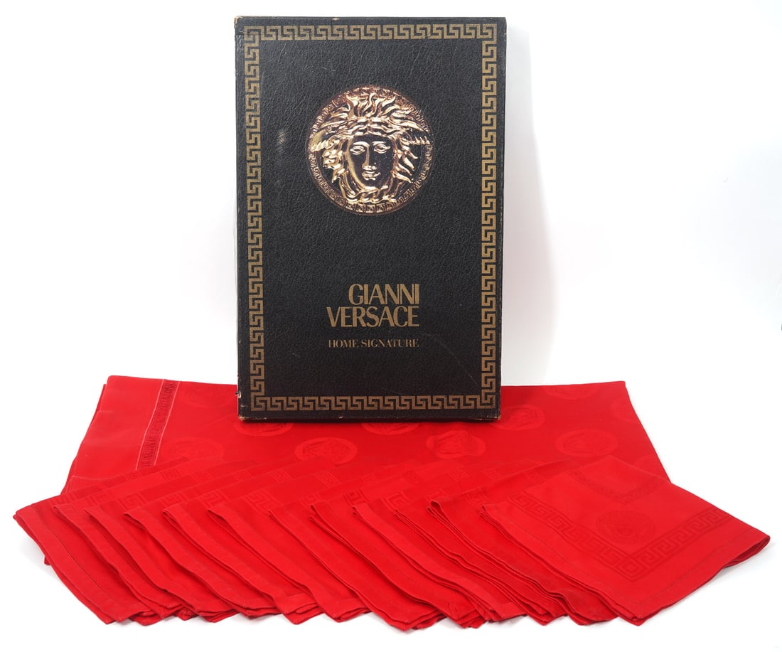 Gianni Versace Home Signature Table Linens For 12 Auction