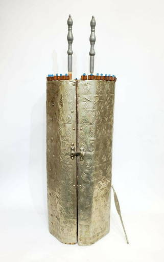 Sefer Torah Yemen Original W Case 300 Years Old