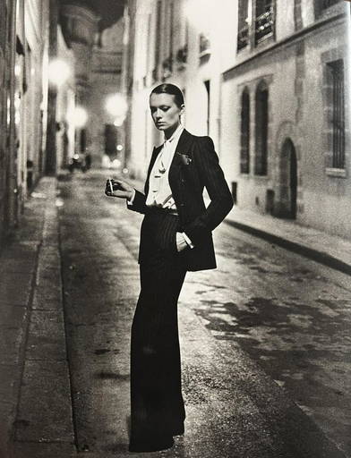 Helmut Newton, Yves St. Laurent, Rue, Aubriot, French Vogue, Paris, 1975