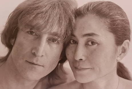 Allen Tannenbaum, John Lennon And Yoko Ono On Steps, 1980 Auction