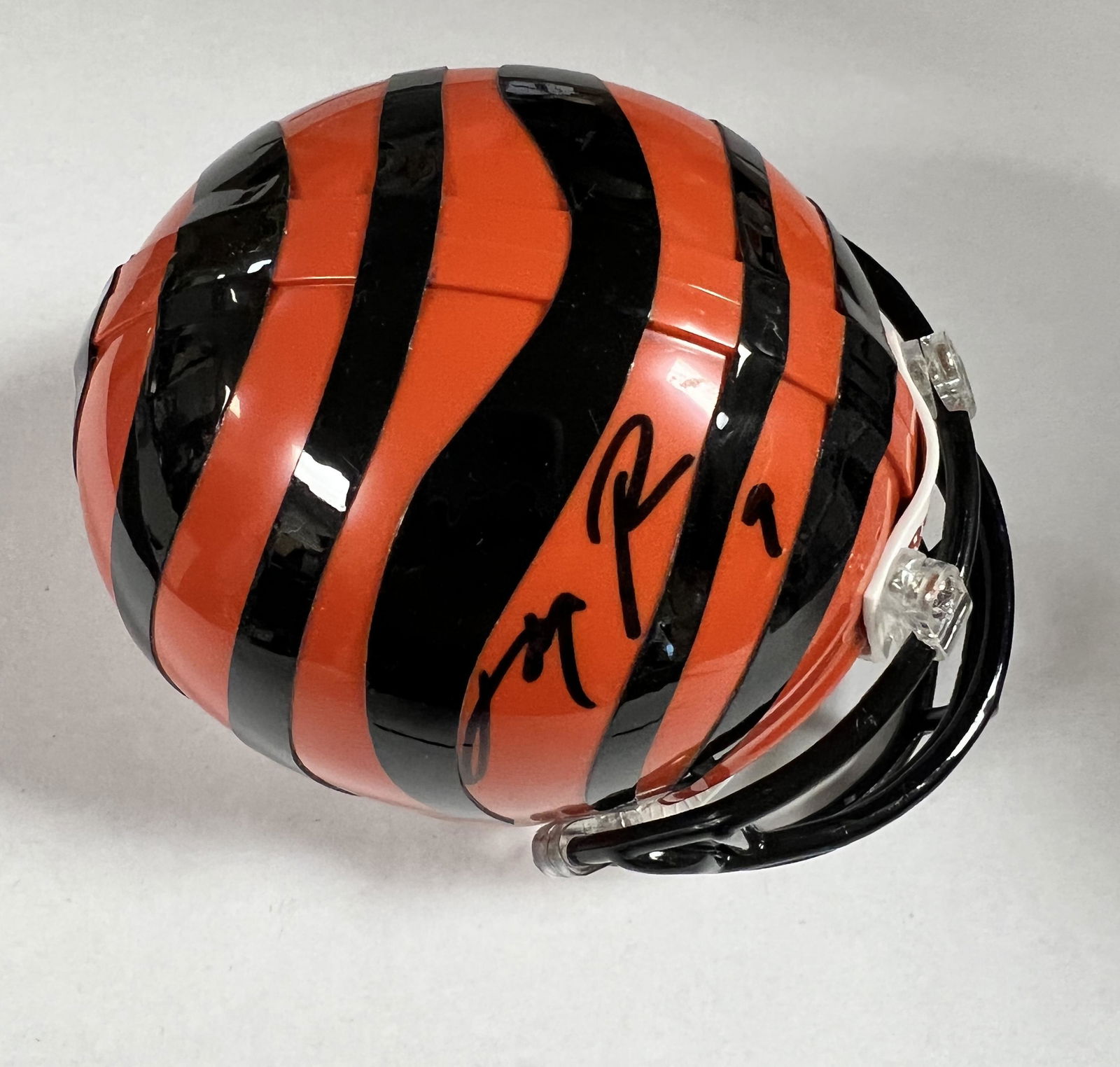Joe Burrow Autographed Mini Helmet - Aug 06, 2022 | ICZ Auctions in FL