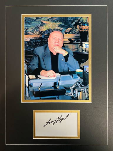 Larry Flynt Autographed Display - Aug 25, 2022 | ICZ Auctions in FL