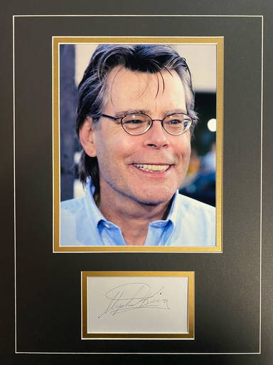Stephen King Autographed Display (#0006) on Aug 24, 2022 | ICZ Auctions ...