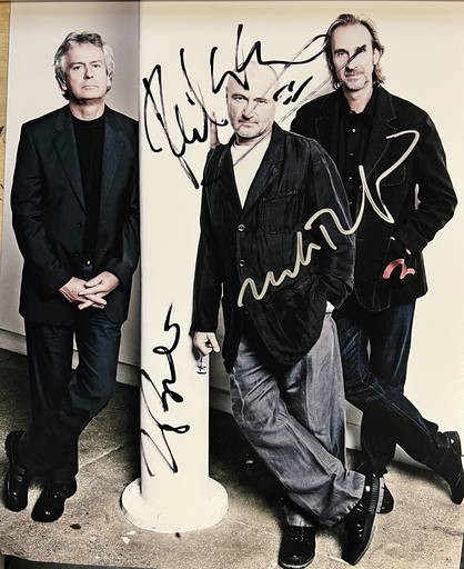 Genesis Autographed Photo 8x10 (#0006) on Nov 22, 2022 | ICZ Auctions in FL
